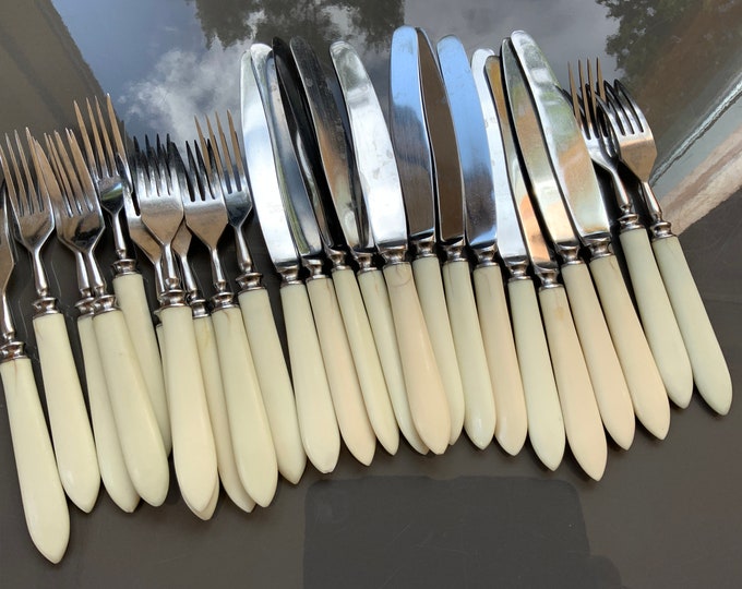 24x Antique Cutlery Set, Faux Bone Bakelite Cutlery Flatware, 12 Knives ...