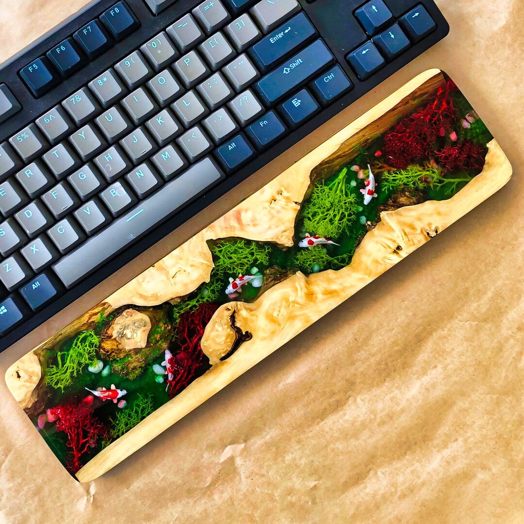Green River Koi Fish Wrist Rest,resin Aquarium Wrist Rest,resin River ...