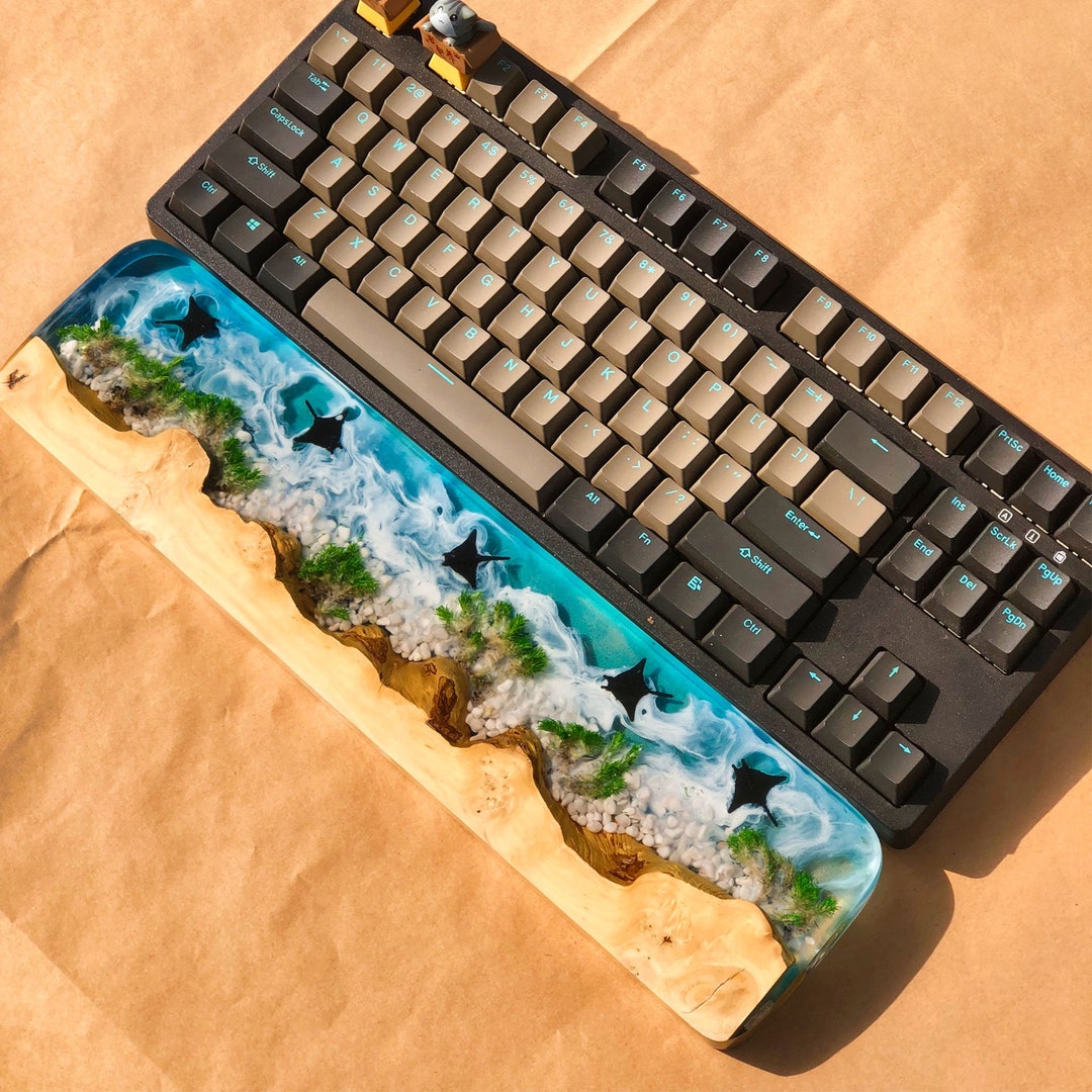 Custom Resin Manta Rays Wrist Rest,resin Beach,resin Miniatures,resin ...