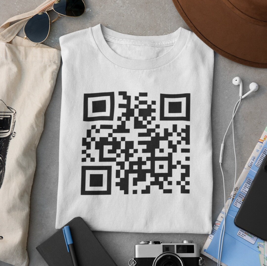 QR Code T-shirt Scan QR Code and Check in Shirt Scan Me - Etsy