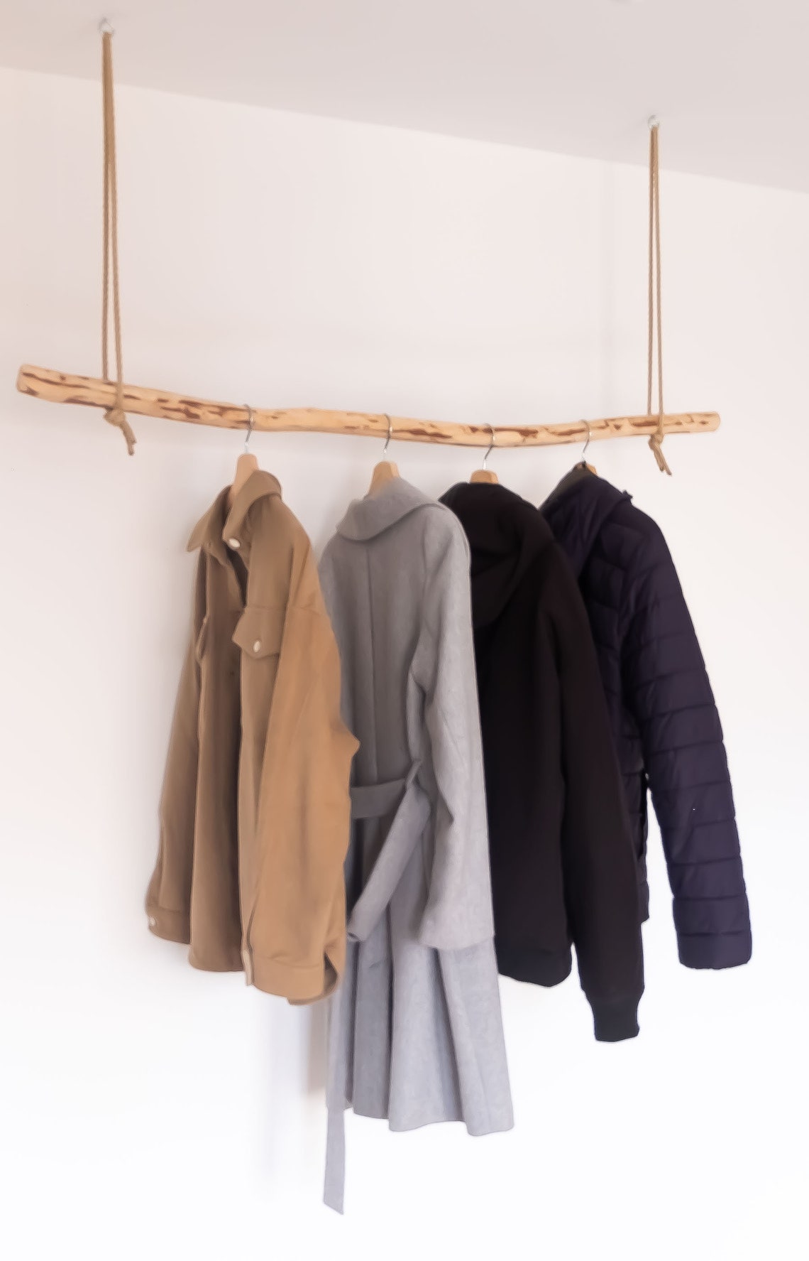 Garderobe, Kleiderstange, Hängegarderobe, minimalistisch, Ast, Holz ...