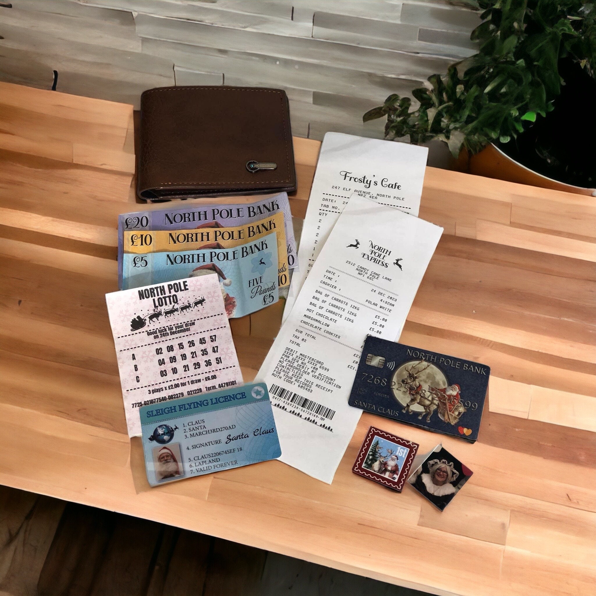 Santas Lost Wallet - Etsy UK