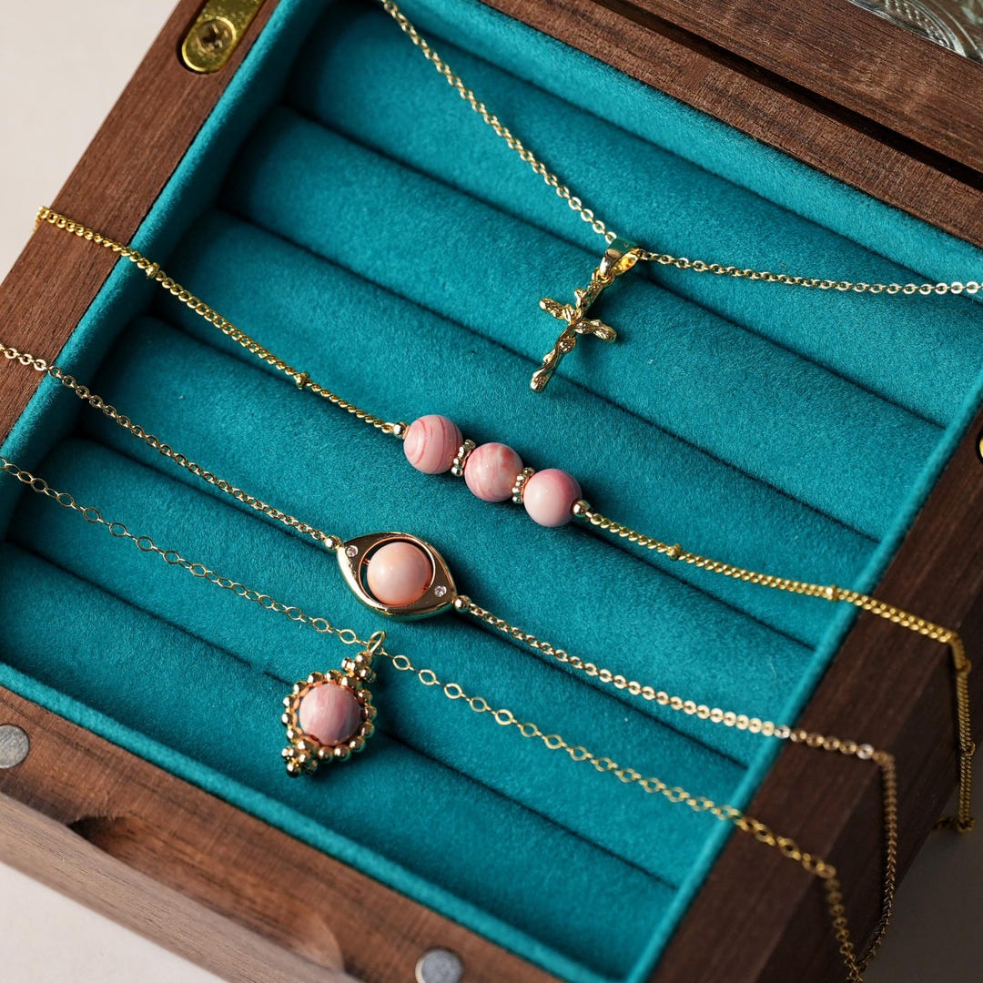 Pink Conch Necklace Set| Queen Conch Bead Necklace| Cross Necklace |14k ...