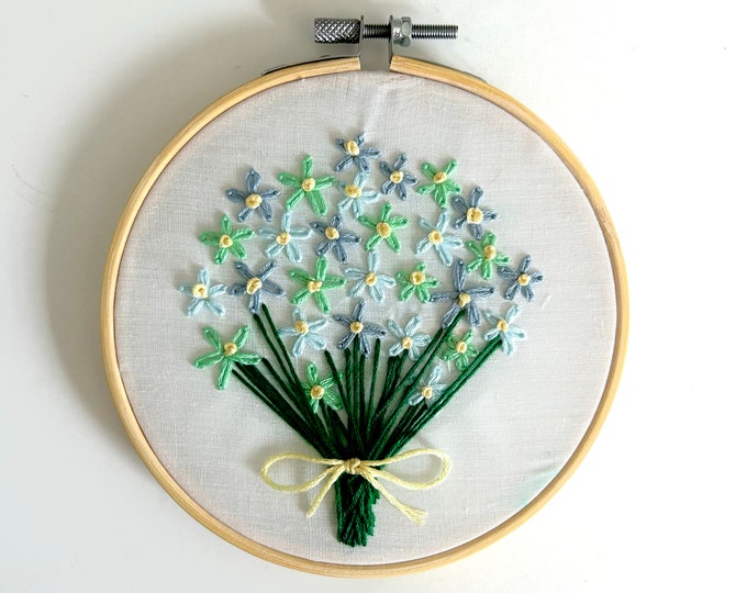 Flower Bouquet Embroidery Hoop - Etsy