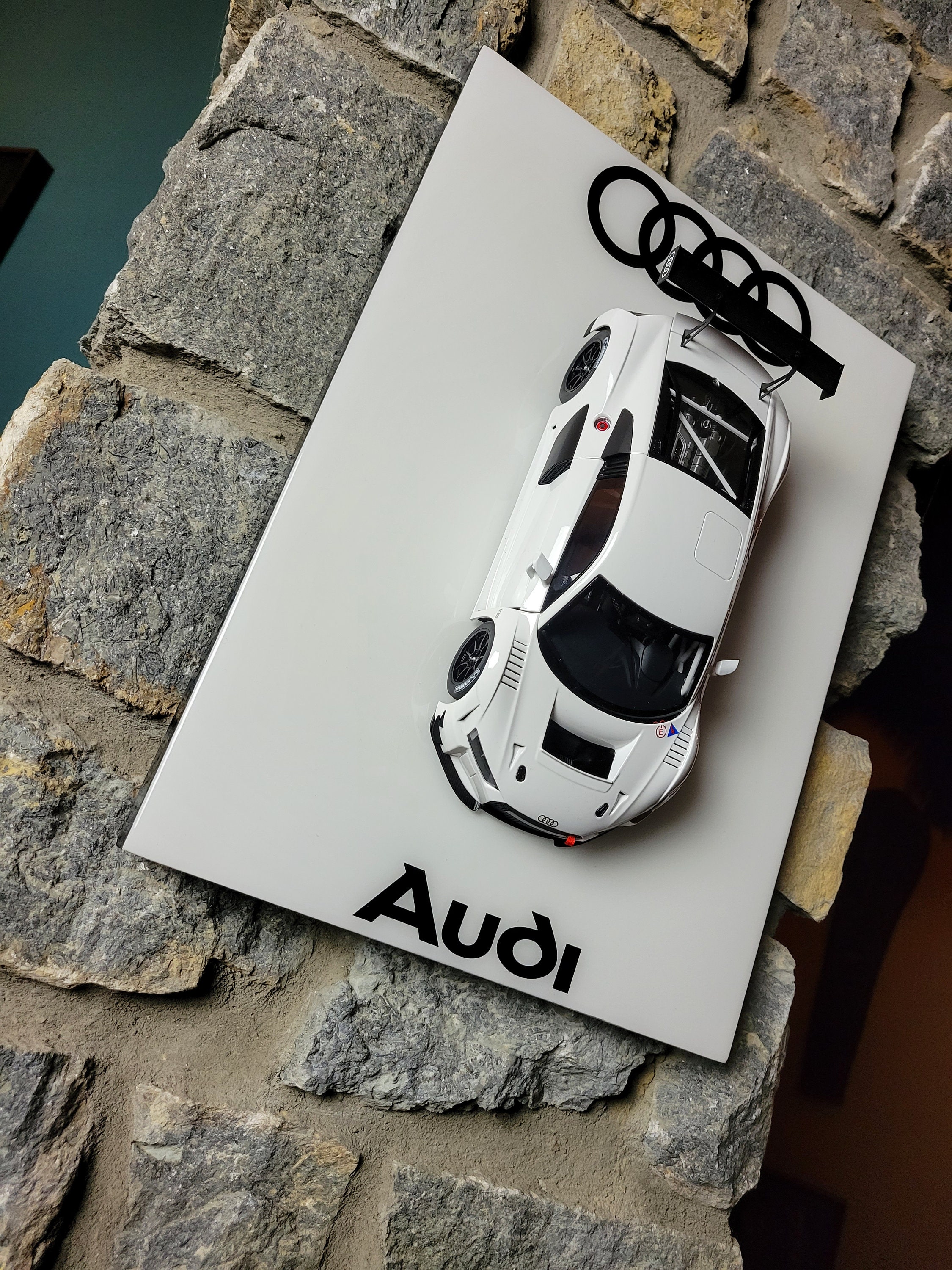 1/18 Audi R8 FIA GT GT3 in White Autoart Diecast on A Handmade Custom ...
