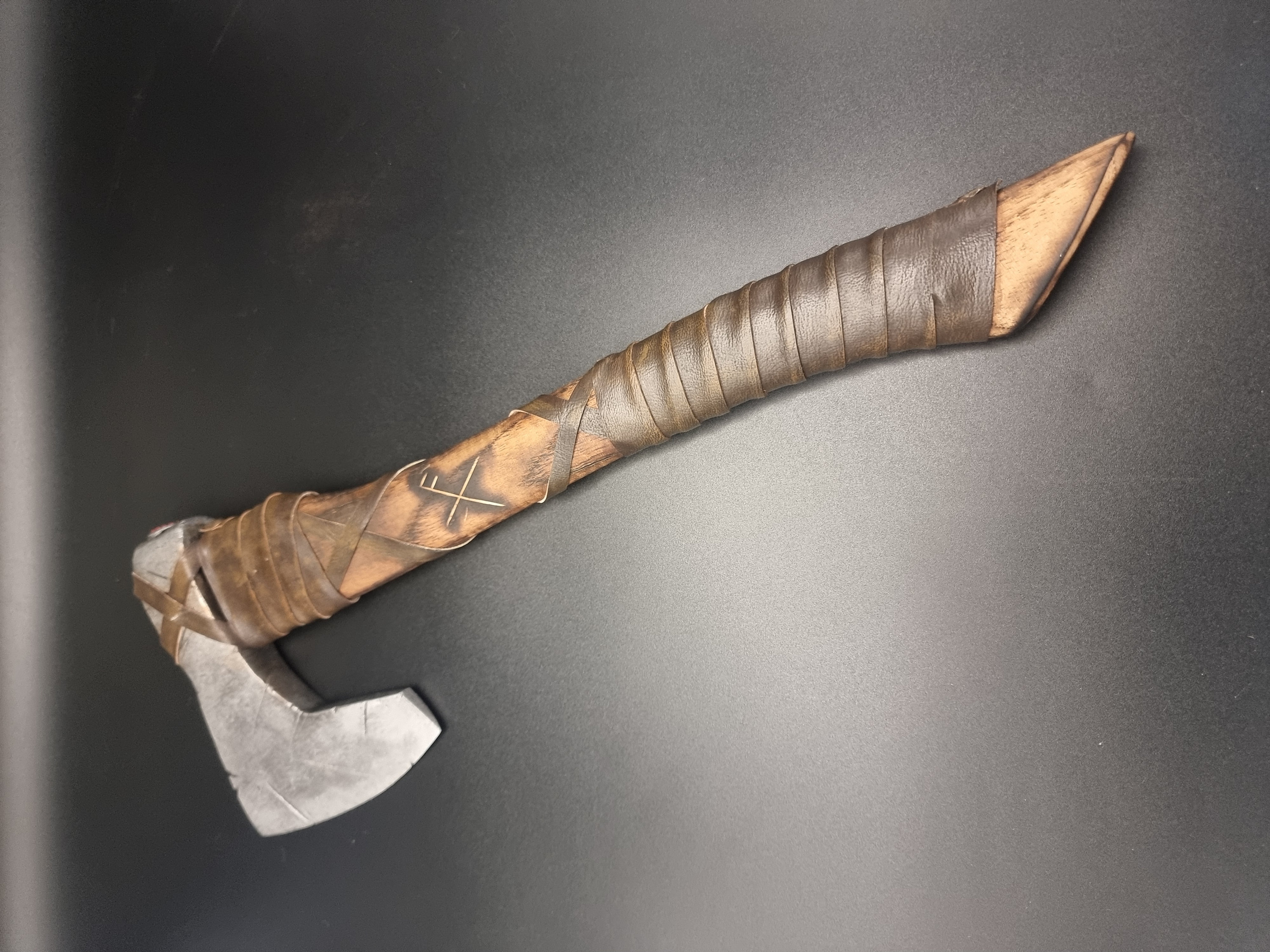 Viking Style Hatchet Cosplay Prop (con Safe) - Etsy