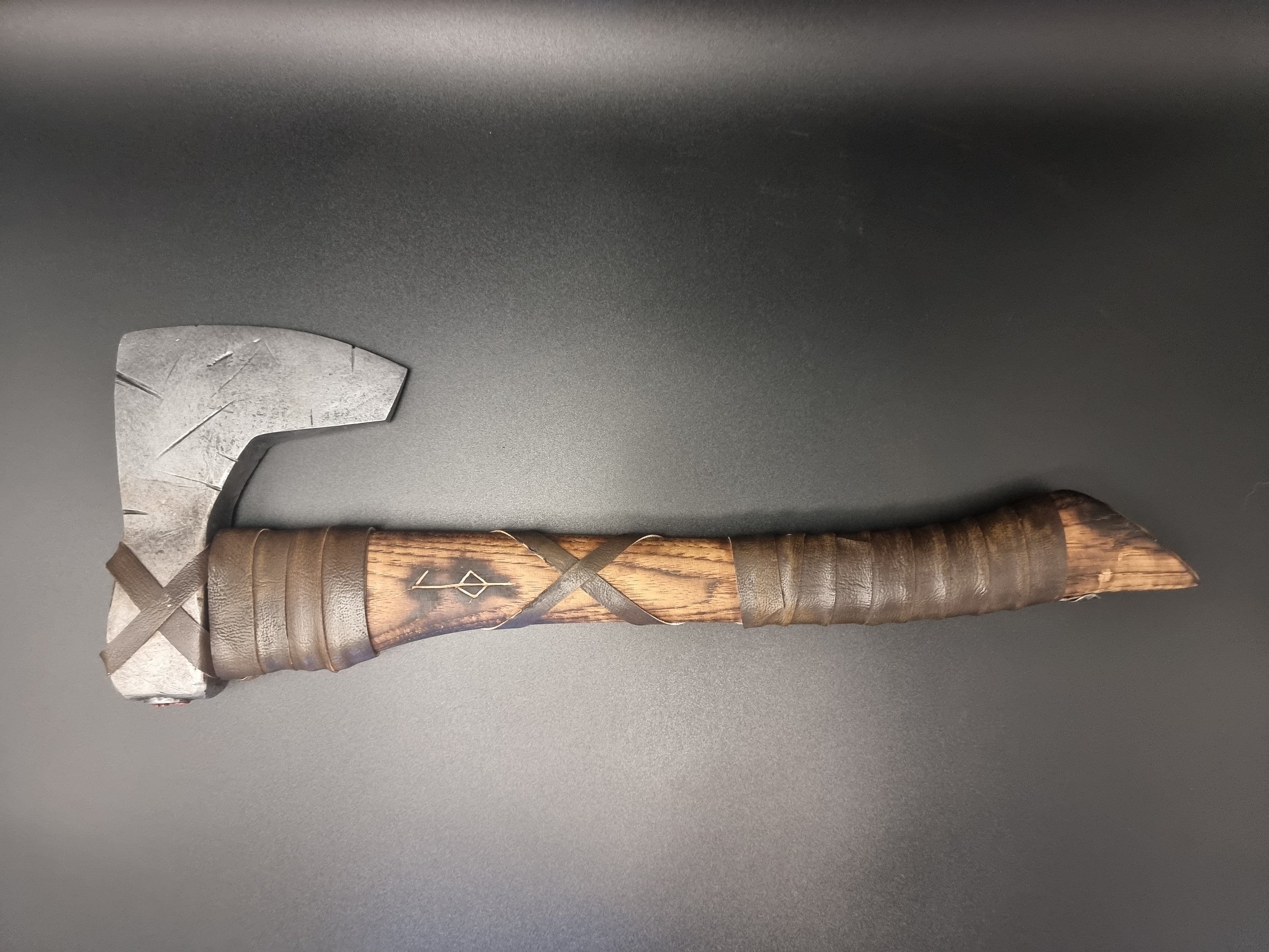 Viking Style Hatchet Cosplay Prop (con Safe) - Etsy