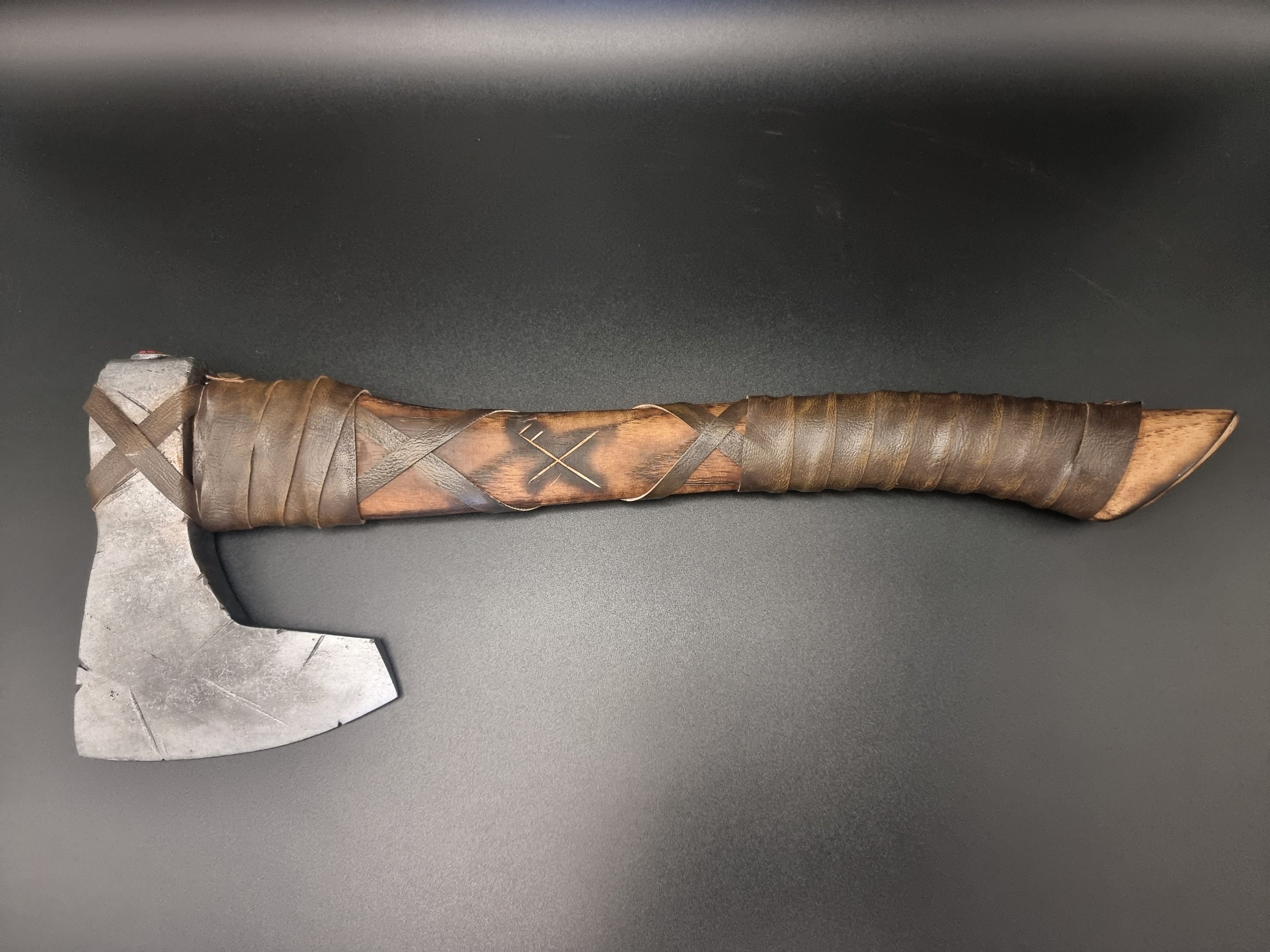 Viking Style Hatchet Cosplay Prop (con Safe) - Etsy
