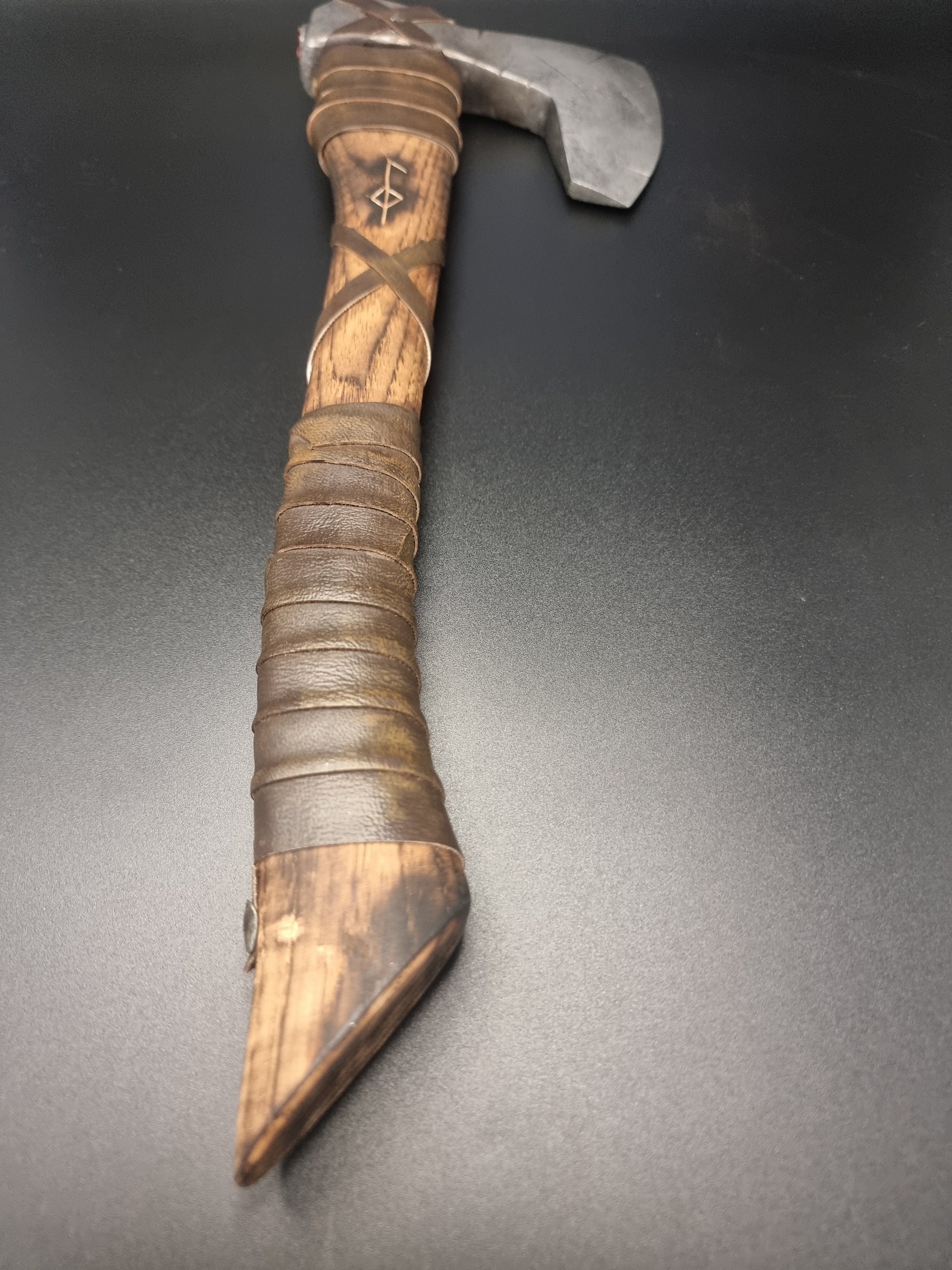 Viking Style Hatchet Cosplay Prop (con Safe) - Etsy