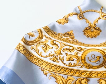 Echo // Beautiful Blue Floral Silk Scarf // 15 X - Etsy