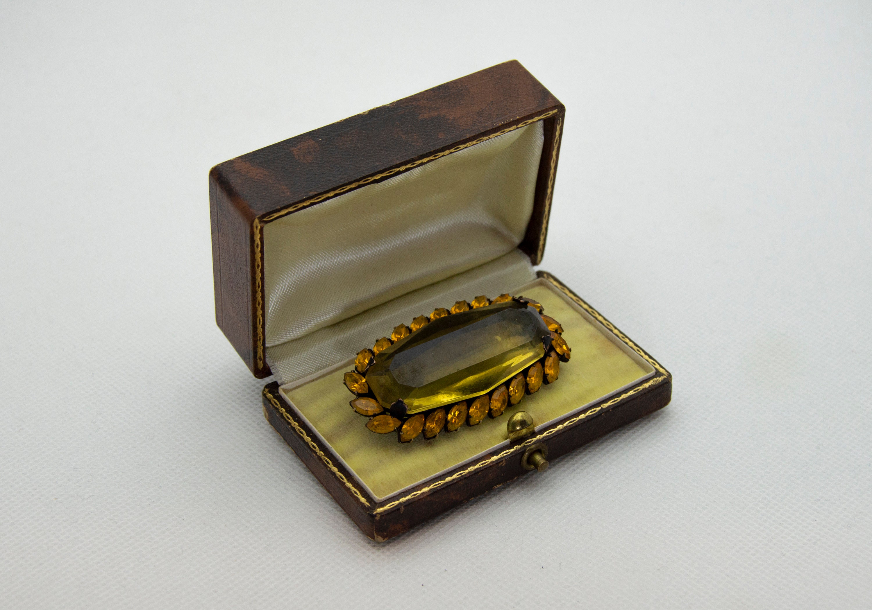 Vintage Brooch and Tie Pin. Two Boxes With Brooch and a Pin. - Etsy