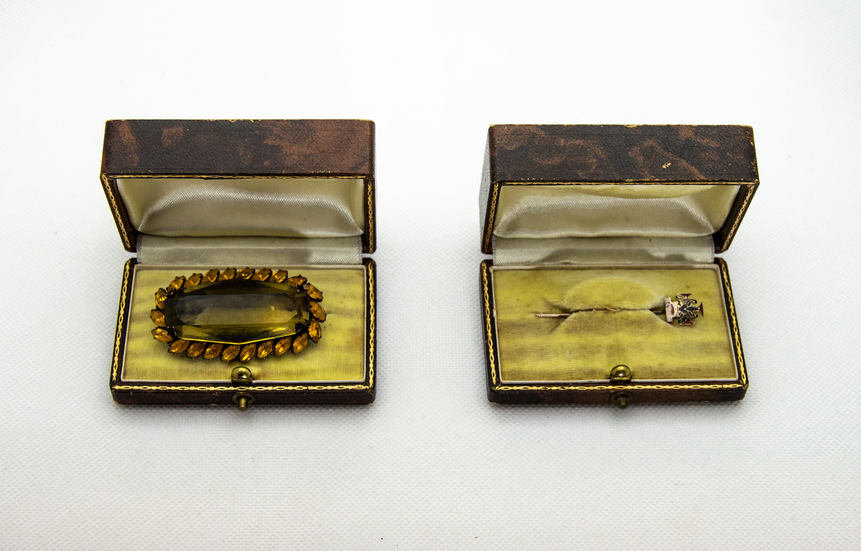 Vintage Brooch and Tie Pin. Two Boxes With Brooch and a Pin. - Etsy