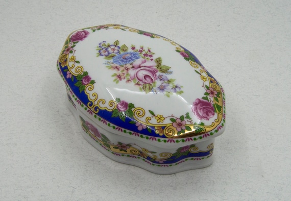 Beautiful antique Limoges porcelain jewelry box. fren… - Gem