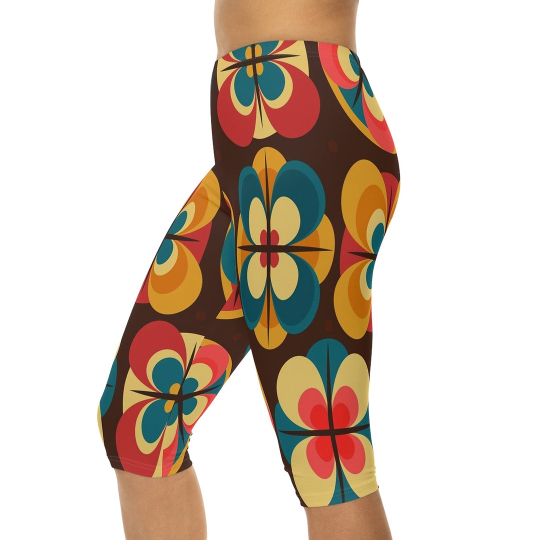 Retro Flower Power Groovy Hippie 60s, 70s Mid Mod Capri Leggings, Mid ...