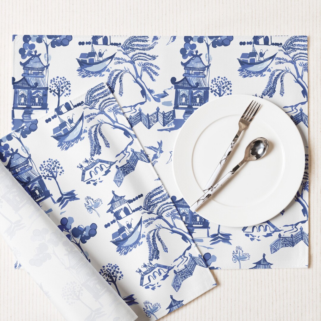 Blue Willow Chinoiserie Placemats, Set of 4, Classic Blue and White ...