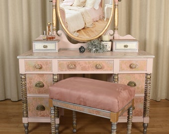 Pink Vanity With Mirror - Etsy