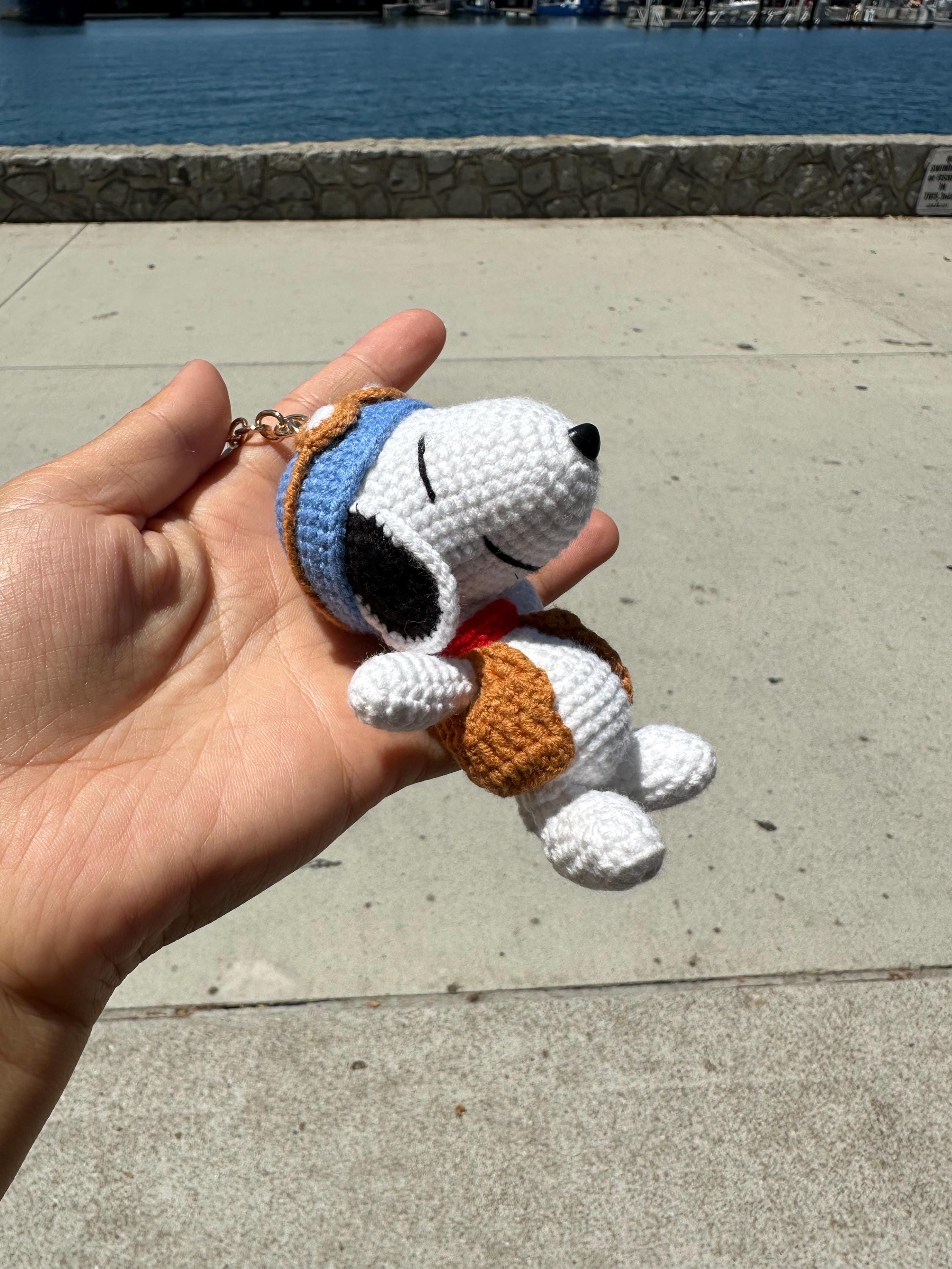 Pilot Snoopy Keychain/ Crochet Keychain/cute Amigurumi Keychain ...