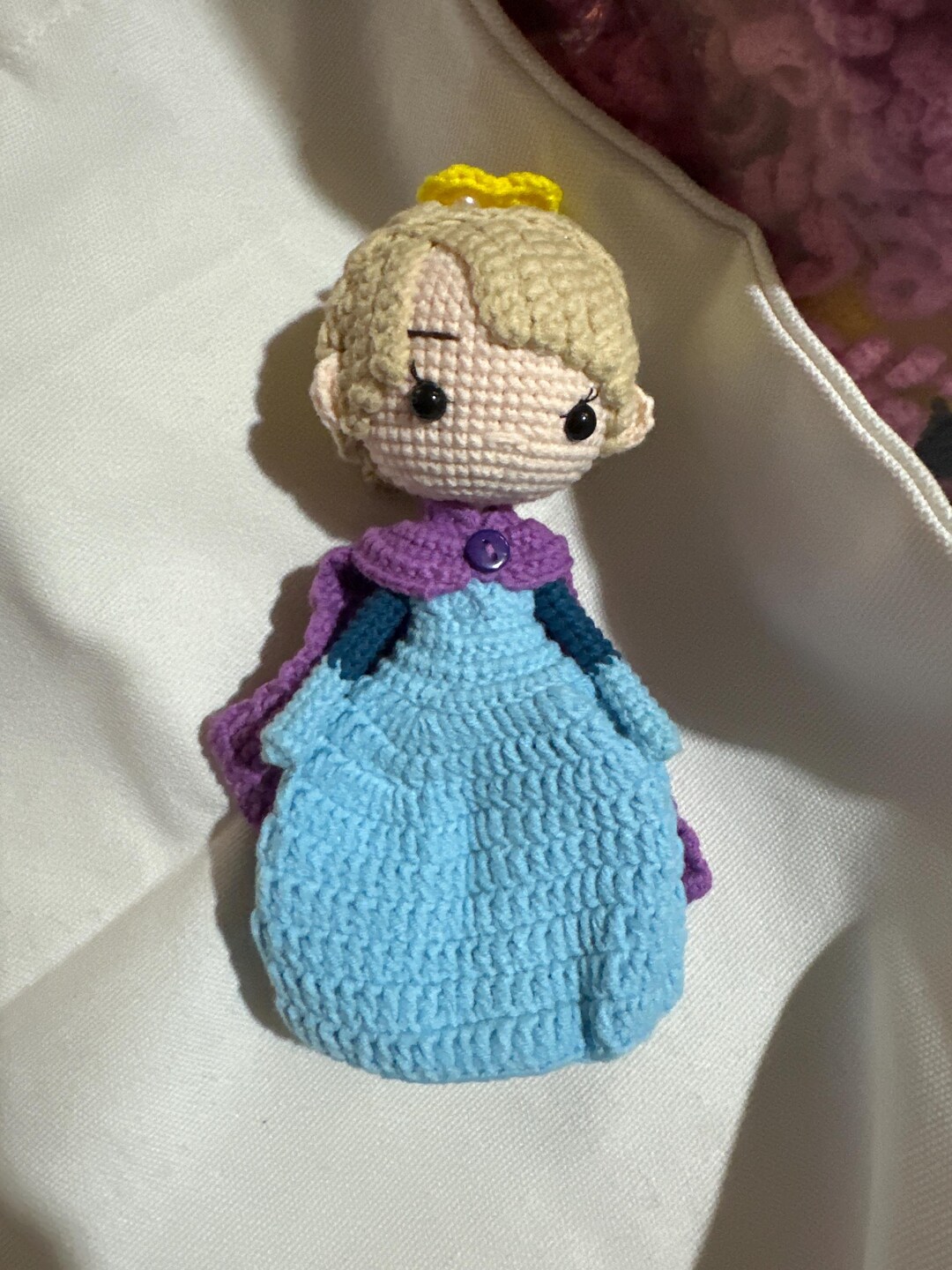Princess Elsa Keychain/ Crochet Keychain/cute Amigurumi Keychain ...