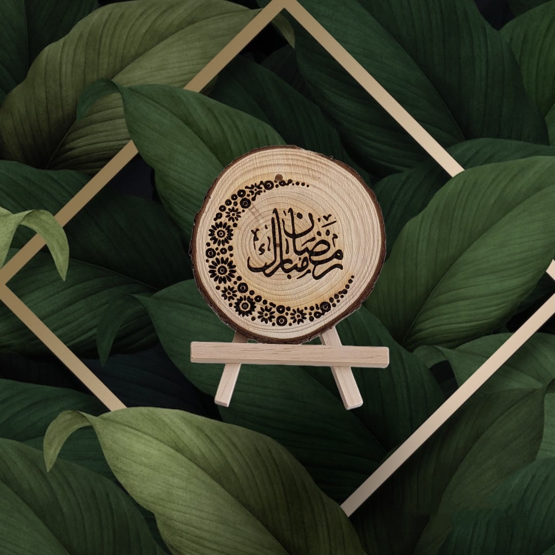 Custom Engraved Live-edge 4in Wood Disk + Mini Easel - Etsy