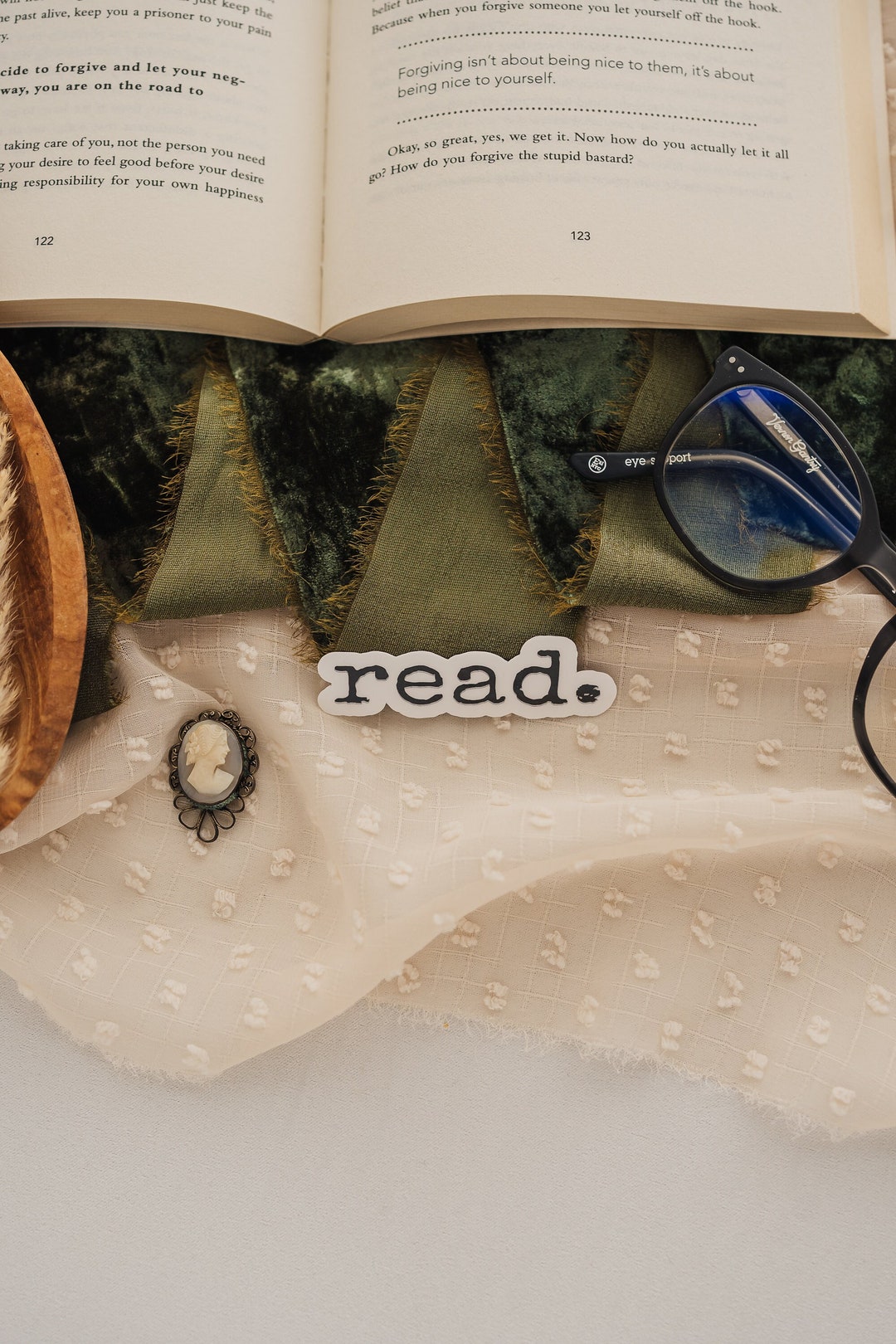 Read Books Sticker, Word and Quotes Stickers, Book Lover Gift, Small ...