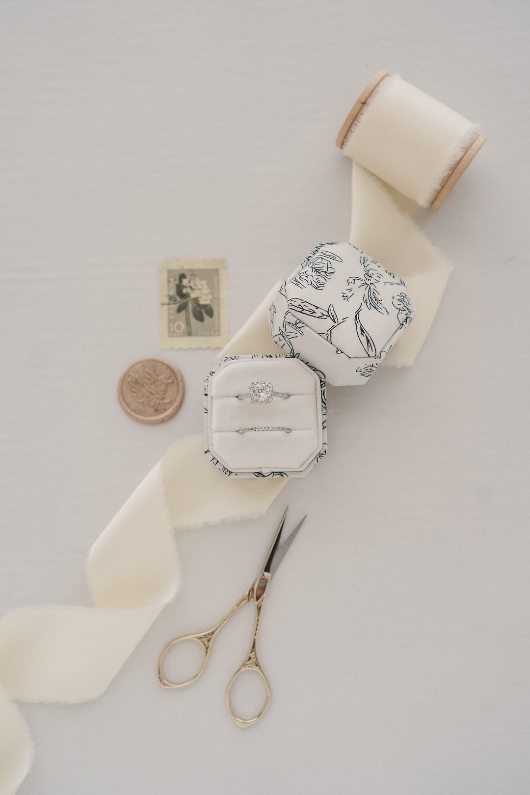 Black Toile Linen Ring Box, Ivory Velvet and White Linen, Double Slot ...