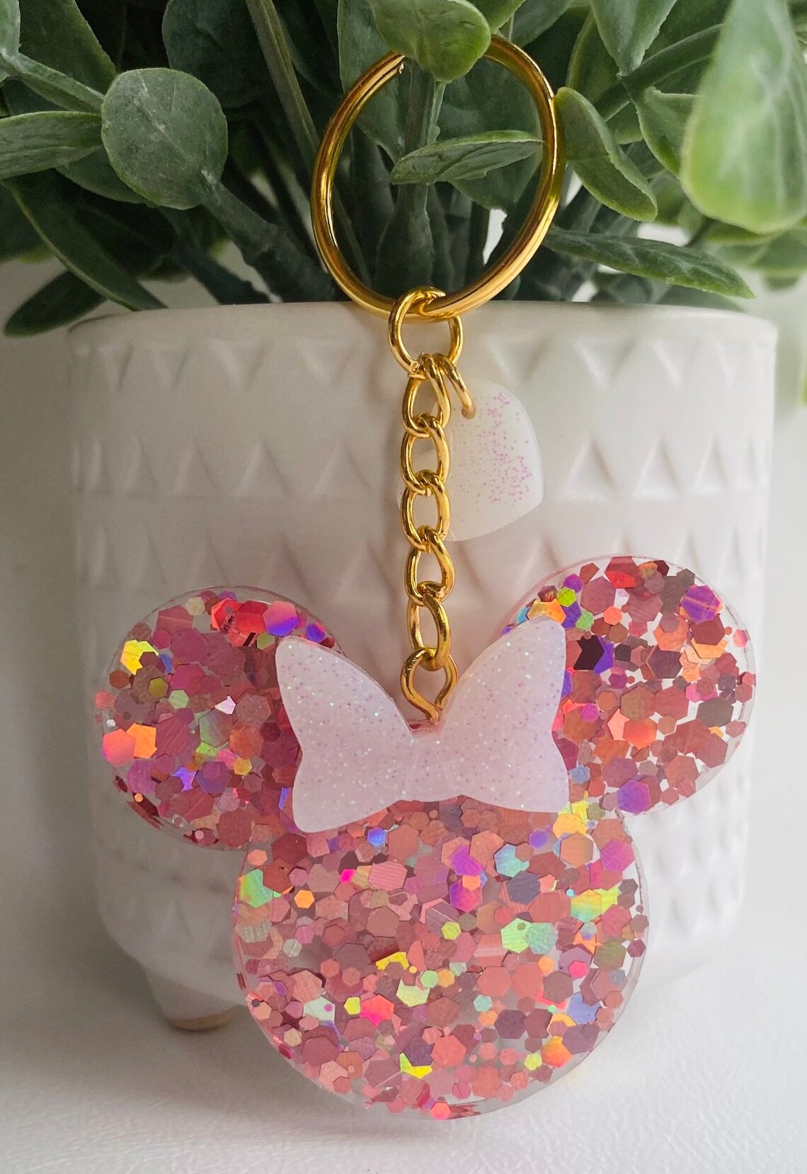 Minnie Mouse inspired keychain | Etsy