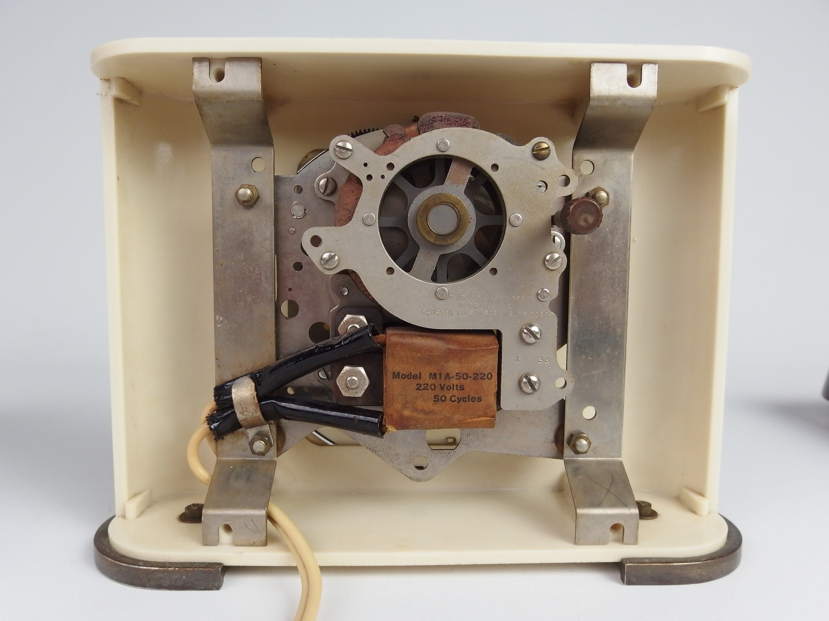 1930s // Bakelite Clock // Westclox Ben Franklin // Electric Shelf ...