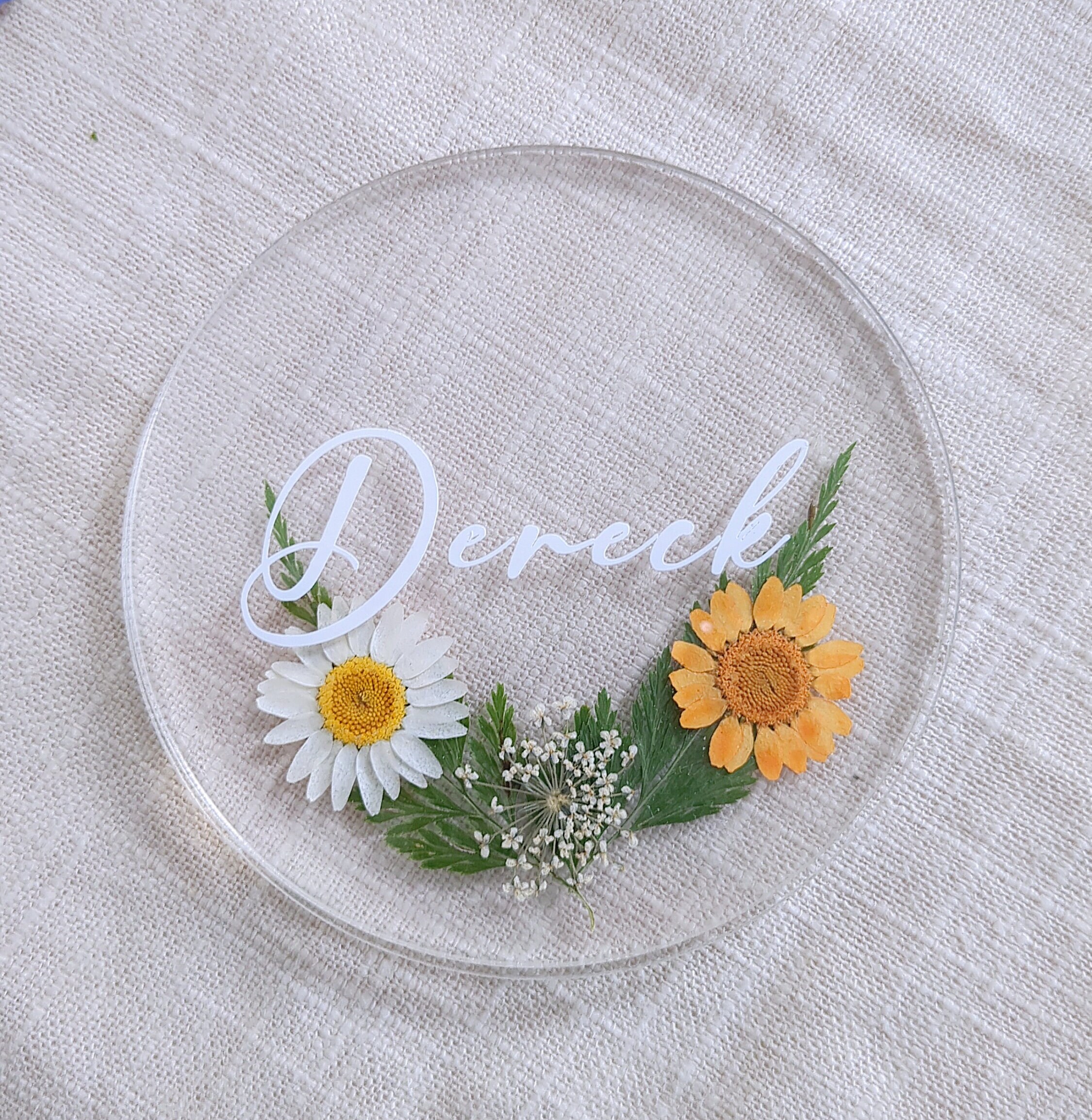 Pressed Flower Round Place Card Favor Gift - Etsy