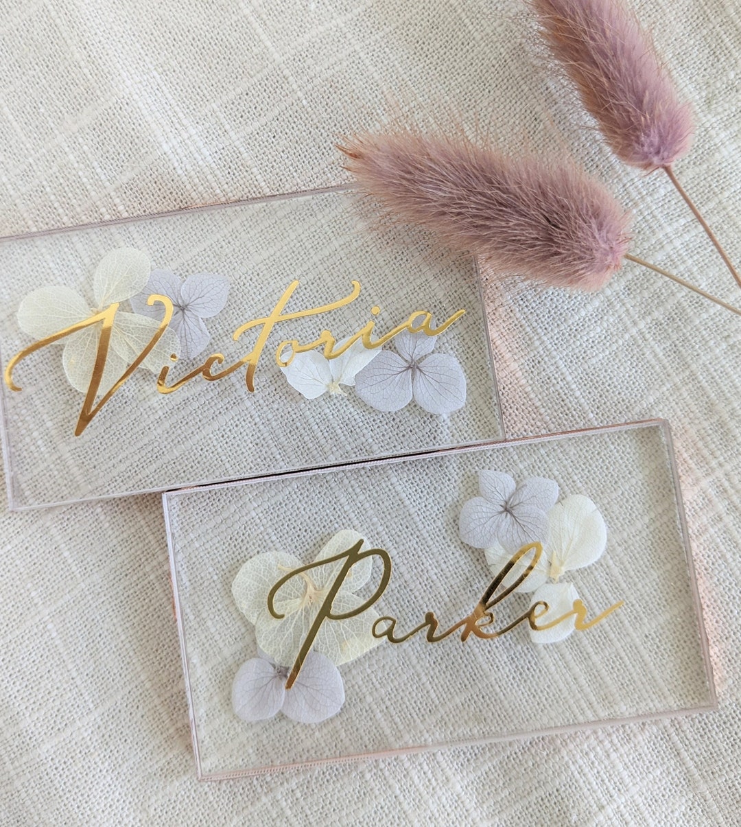 Personalized Pressed Flower Acrylic Place Card - Etsy
