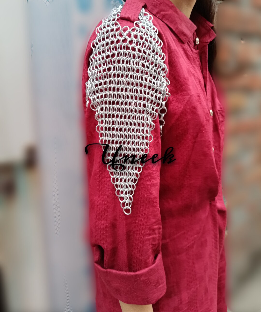 A Pair of Silver Chainmail Epaulettes Unisex Shoulder Metal Aluminium ...