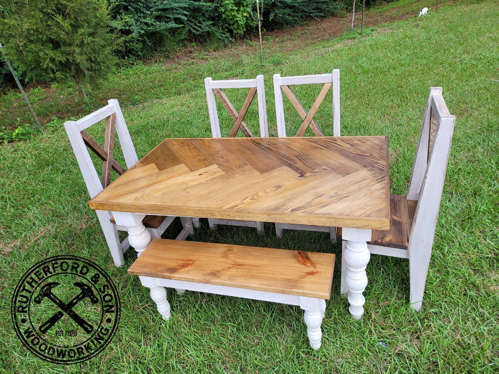 Farmhouse Herringbone Table Set - Etsy