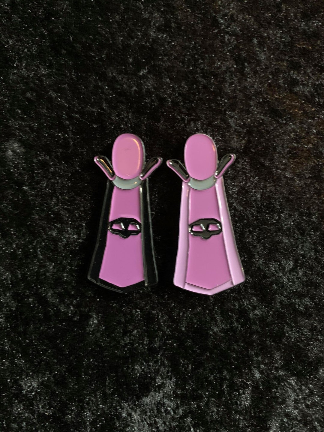 Thieving Skill Cape Themed Enamel Festival Pin - Etsy