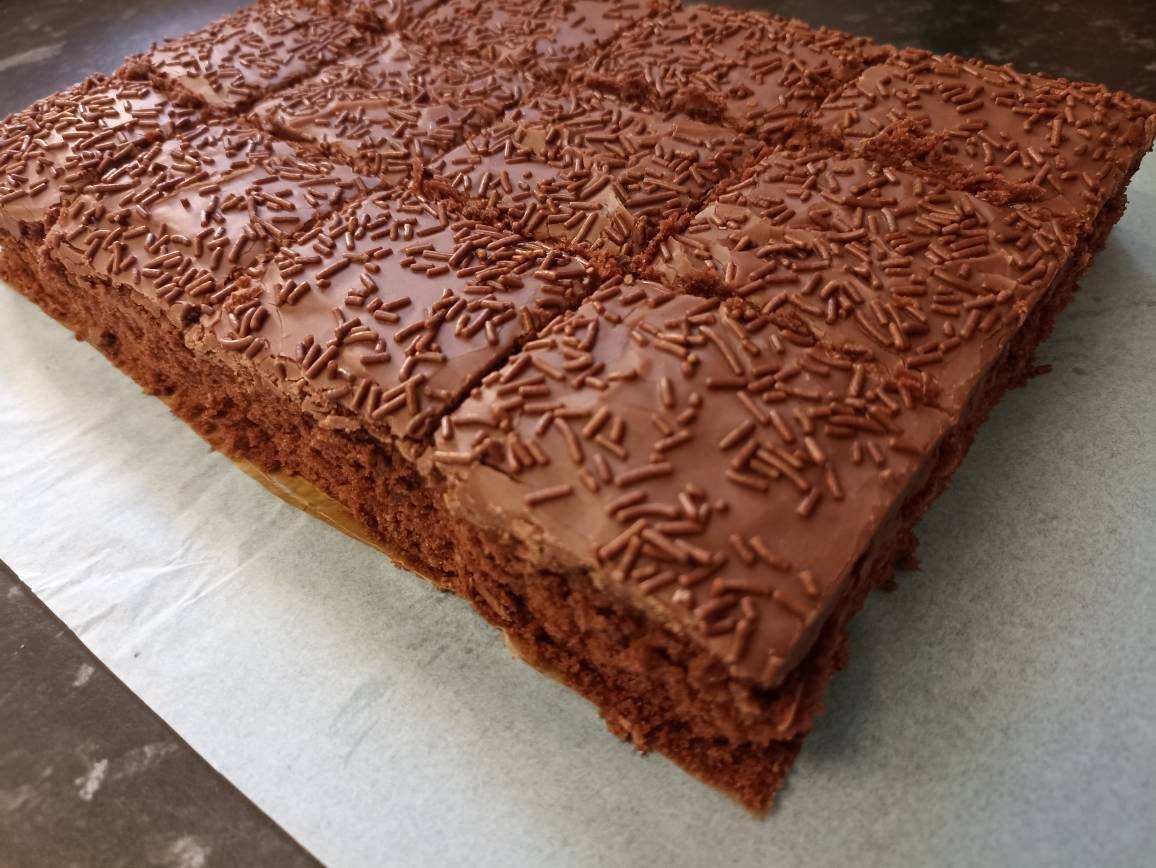 Extremely Chocolatey Old School Days Sprinkle Sponge Cake - Etsy UK