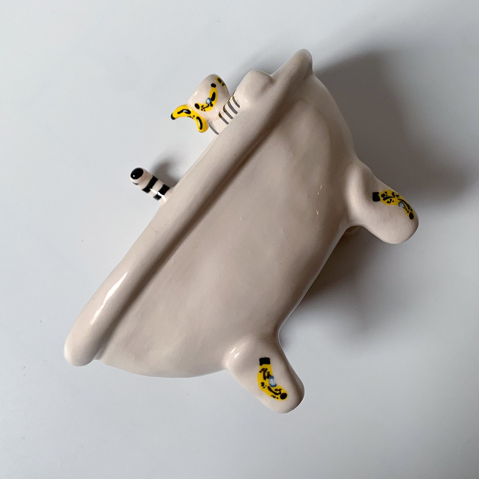 Handmade Ceramic Bathtub Ring Dish: Banana Decor Jewelry Holder - Etsy
