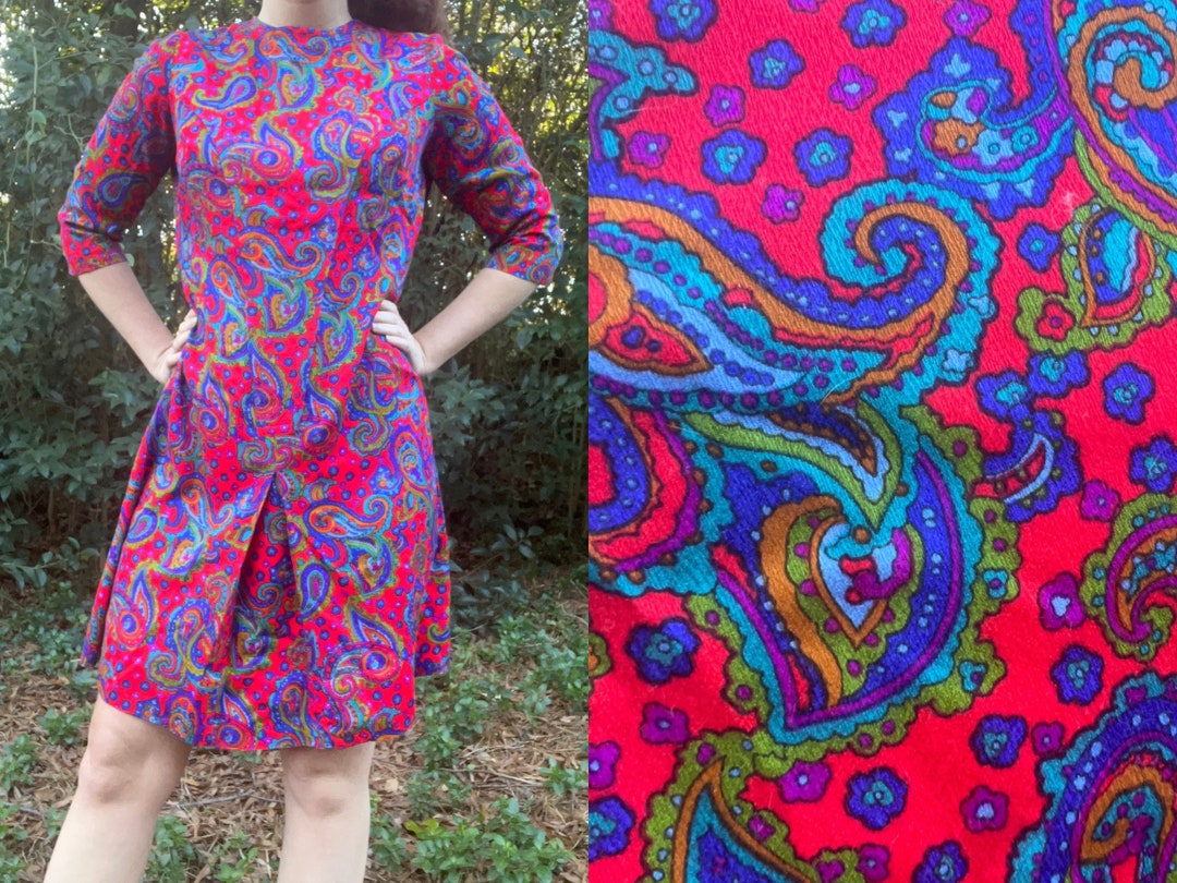1970s Bright Red Paisley Dress With Inverted Pleat - Etsy