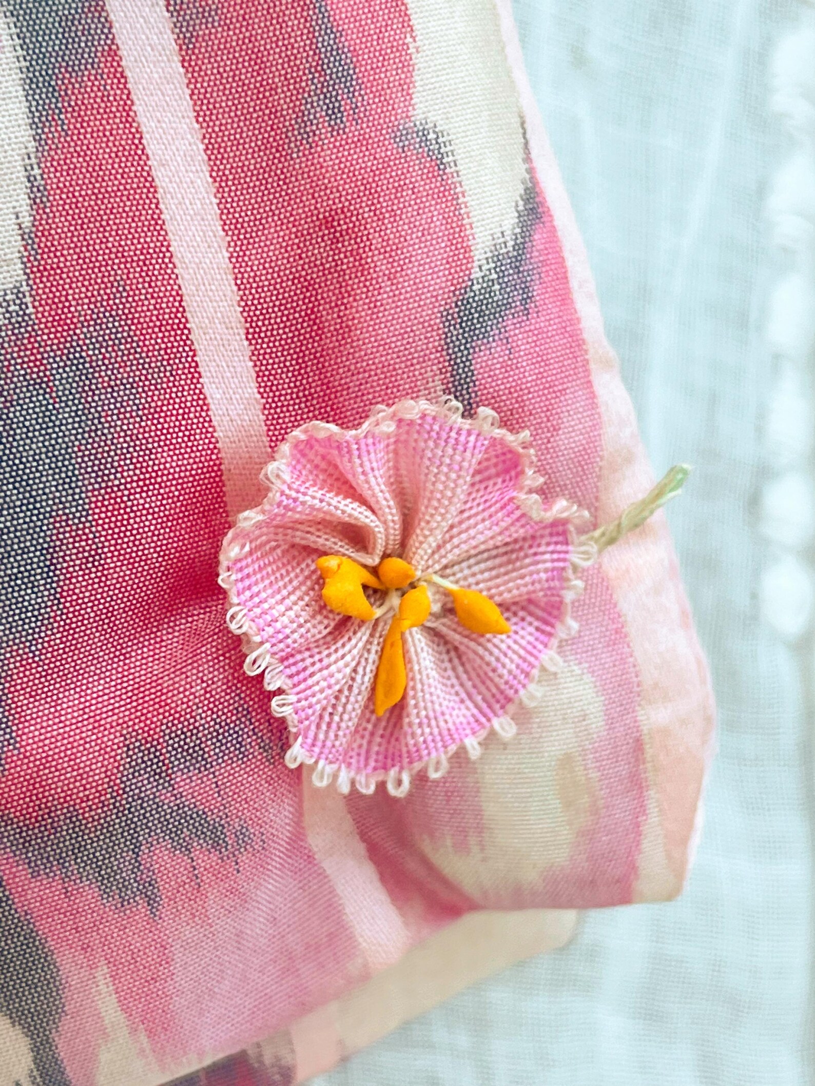 1920s Handkerchief Holder | Silk Floral 20s Hankie Case | Flapper ...