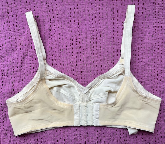 1950s 1960s Off-White Basic Bra - Gem