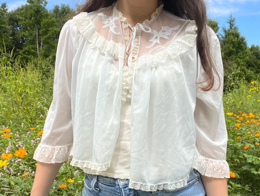 1950s Light Blue Nylon Bed Jacket With Lace Trim and Floral Appliqués ...