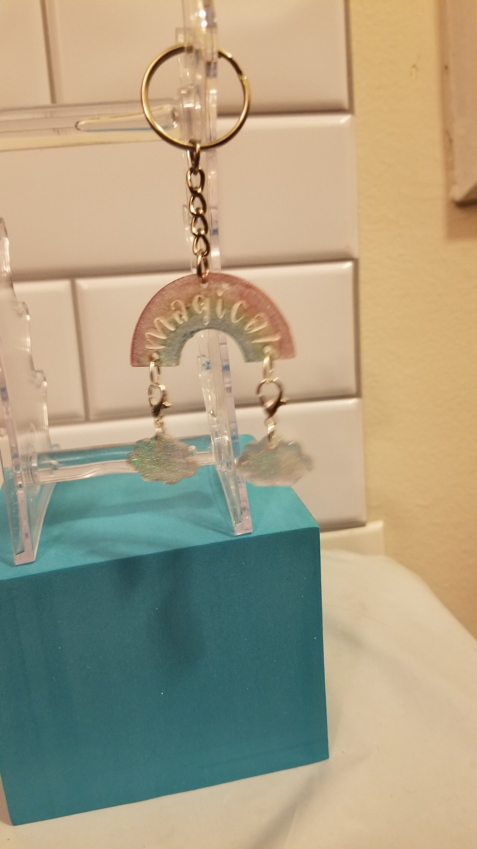 Holographic Rainbow Stitch Marker Keychain - Etsy