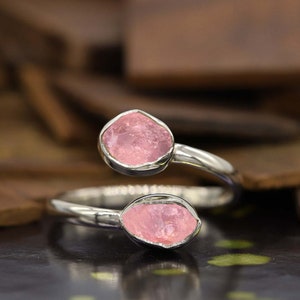 Uncut rose quartz ring store