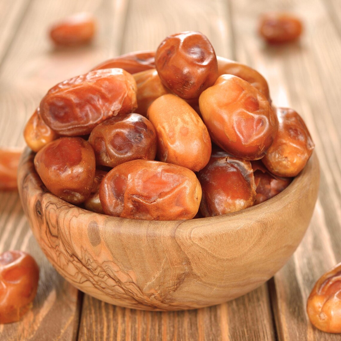 Organic Golden Zahidi Dates Box | Farm Fresh California-grown ...