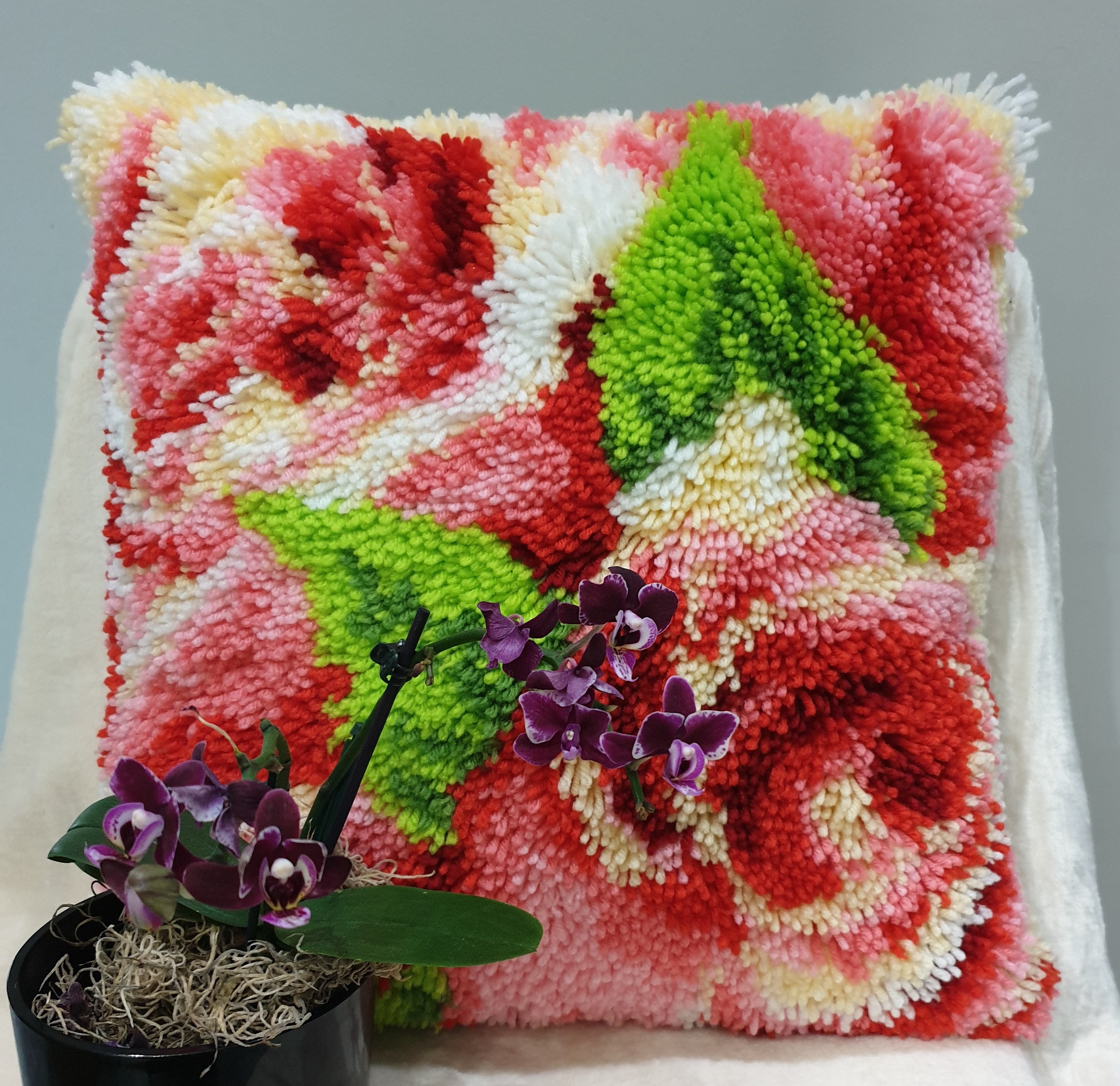 Cozy Handmade Fluffy Bohemian Embroidery Hook Cushion-roses.a Wonderful ...