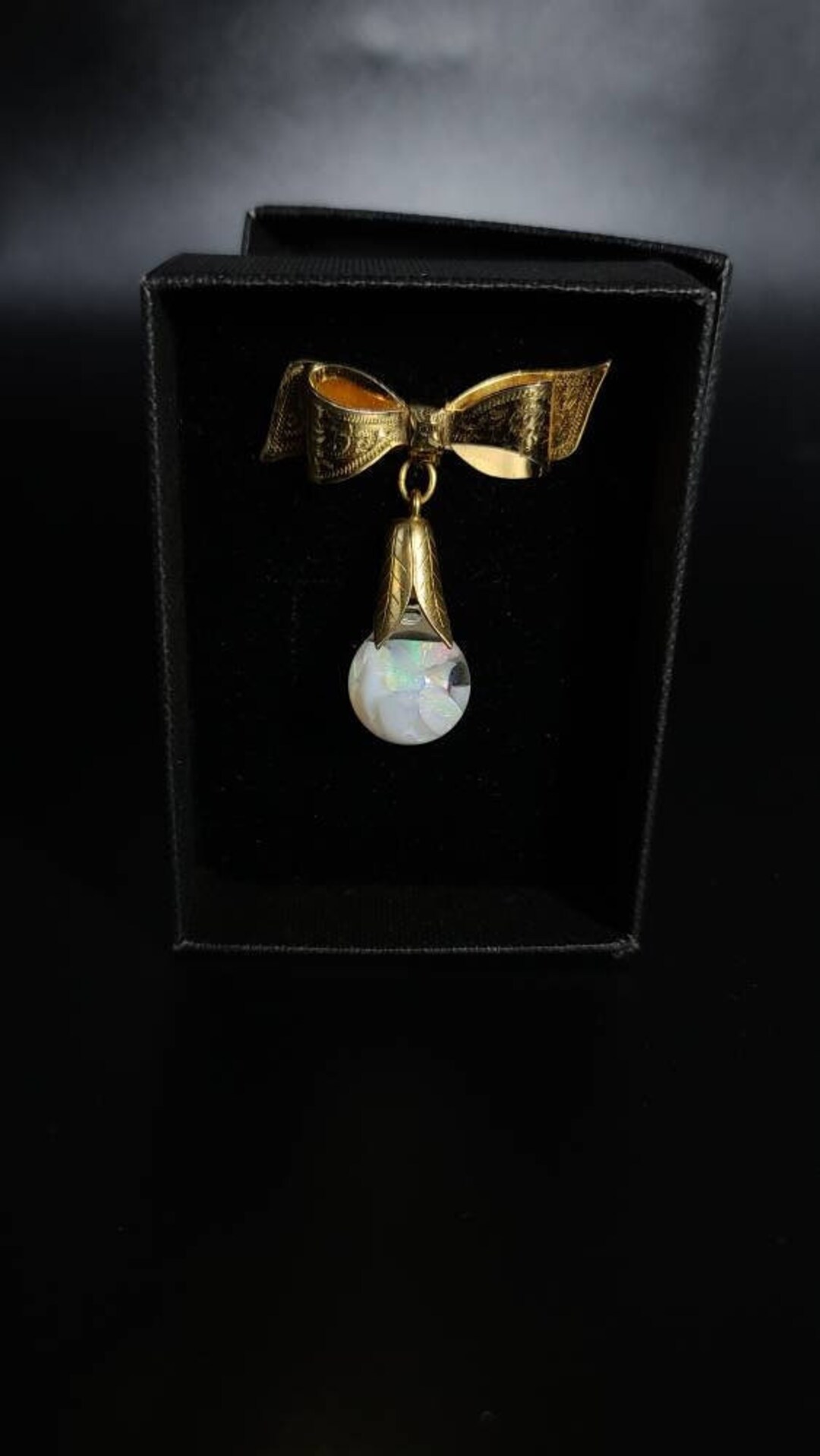 Large Vintage Tulip Brooch Floating Opal - Etsy