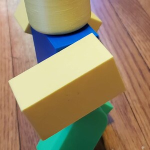Minimalist Roblox-inspired Noob Articulated Figurine - Etsy