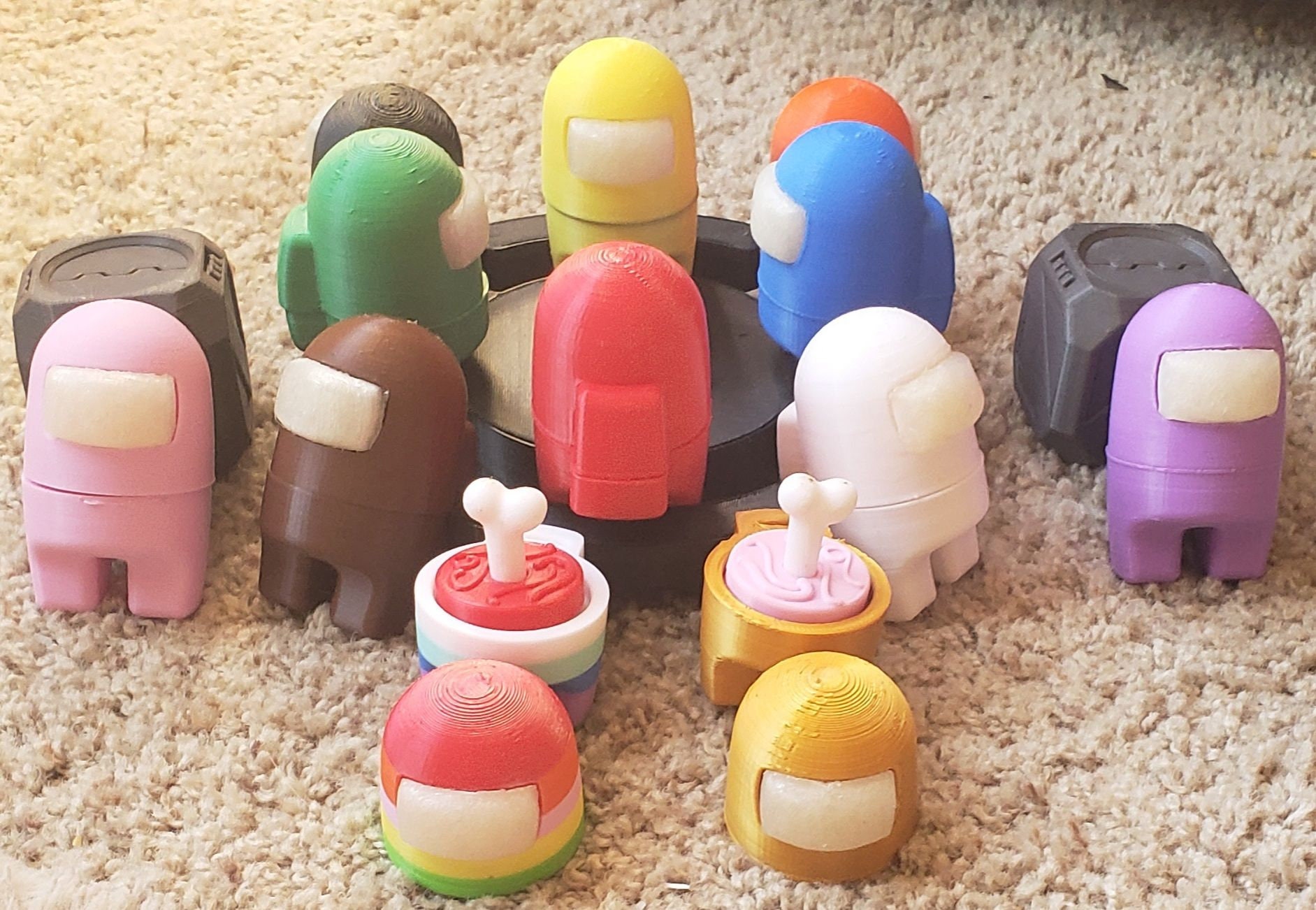 Among Us Crewmate Detatchable Figurine (custom Colors and Sizes ...