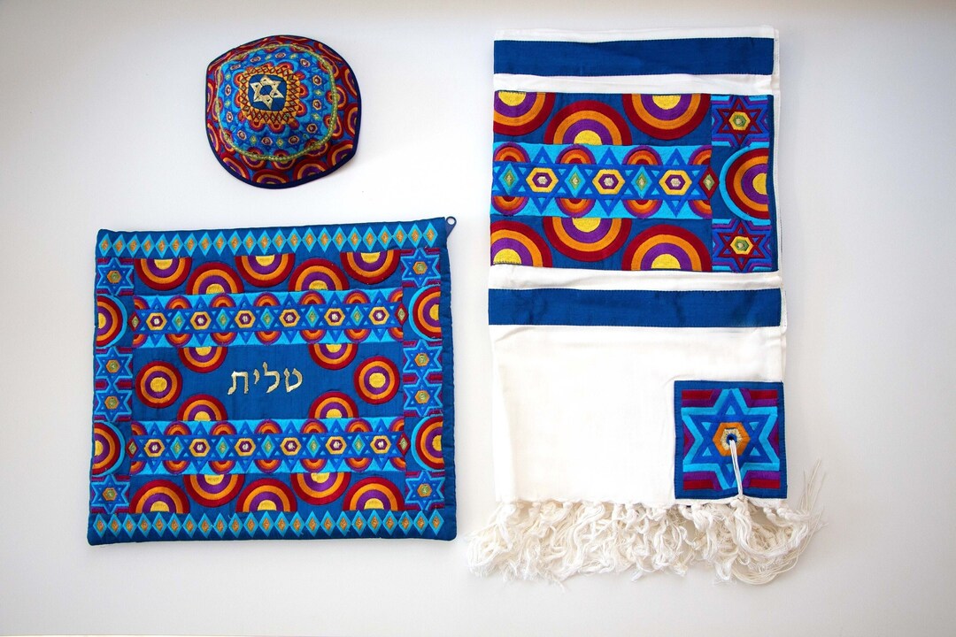 Rainbow Tallit Set Colorful Tallit Set Magen David Menorahs Rainbow ...