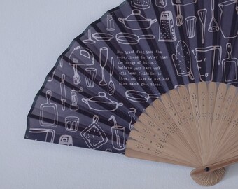 Black Hand Fan Folding Hand Fans With Skulls and Skeletons Goth Wedding ...