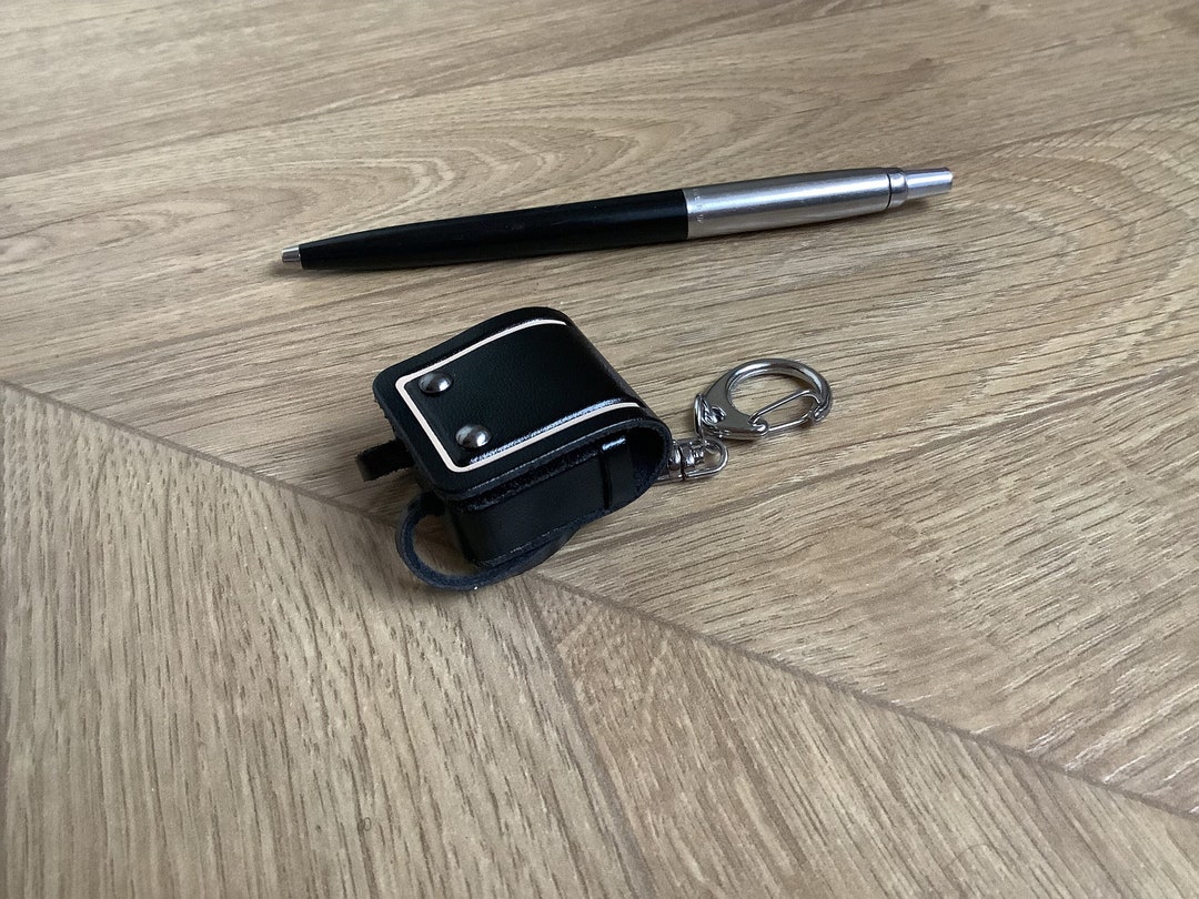 Real Leather Mini Randoseru Keychain, Key Ring, Made in Japan - Black ...