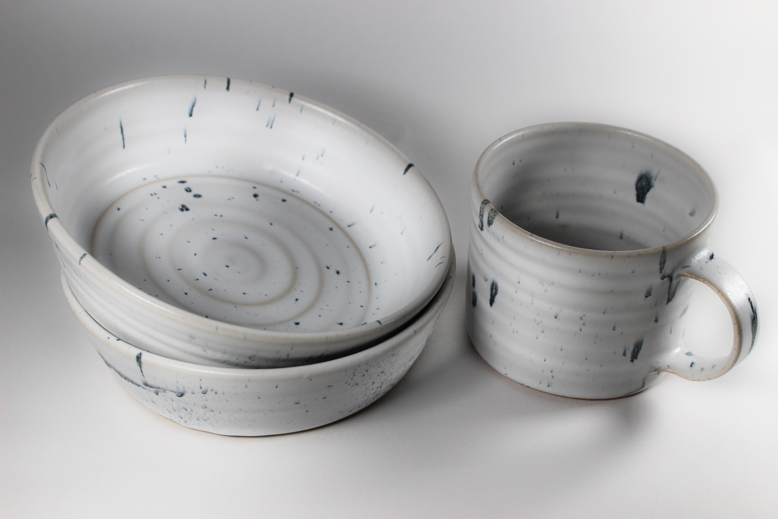 Ceramic Hand Thrown Bowl / Serving Dish Splash Design Rustic Bowl ...