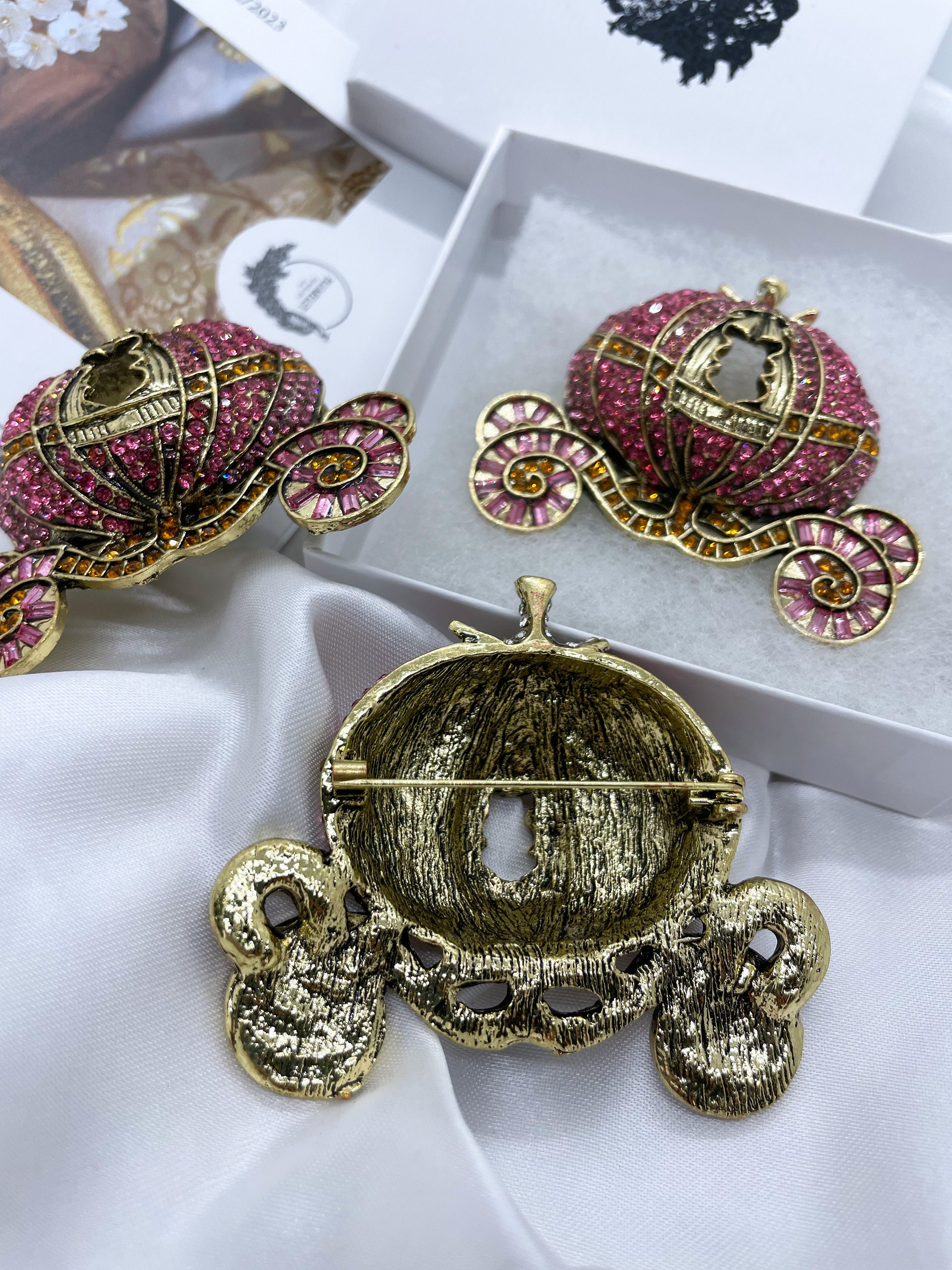 Pink Cinderella Coach Brooch - Etsy